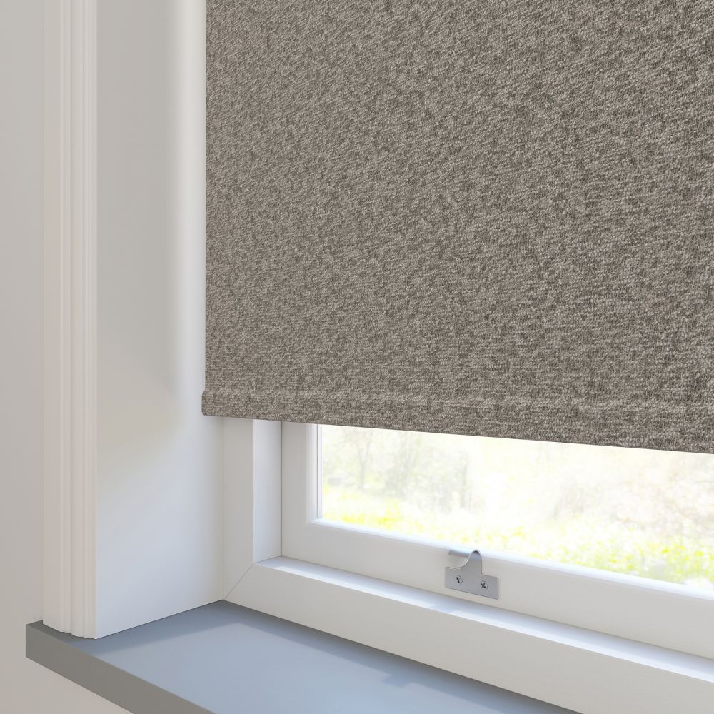 Focal Praline Electric Roller Blind | Shade & Story